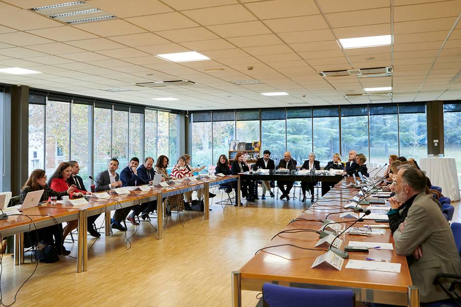 La Moda de Autor española se mira en Francia e Italia para la redacción de su primer plan ...