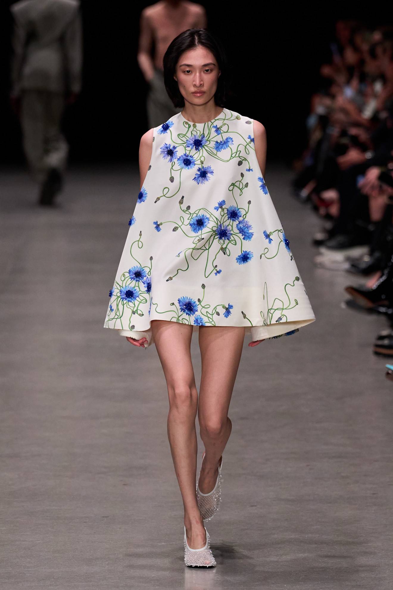 Stella Mccartney SS26 - Worldwide Fashion Design Lookbook