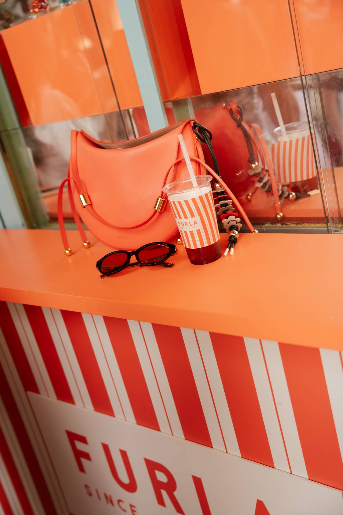 Furla presents “Furla Sun Bar”: a summer escape in the heart of Rome