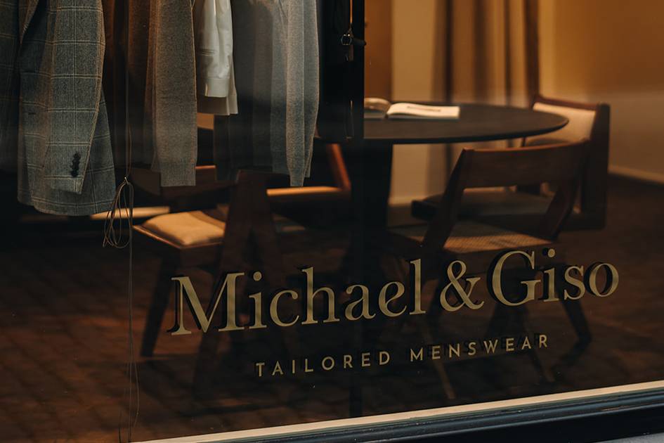 Eerste Belgische boetiek van ‘slow tailors’ Michael & Giso opent in ...