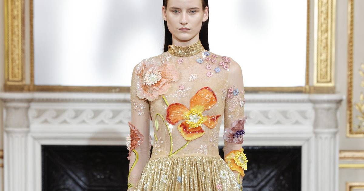 The great Indian fashion designer Rahul Mishra dreams "of accomplishing ...