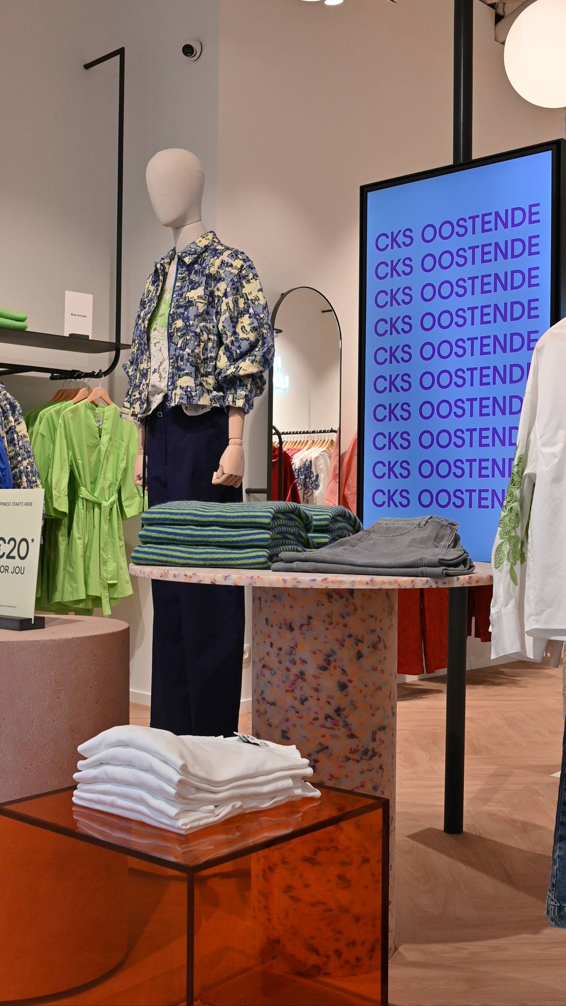 CKS introduit un nouveau concept de magasin avec un nouveau magasin à ...
