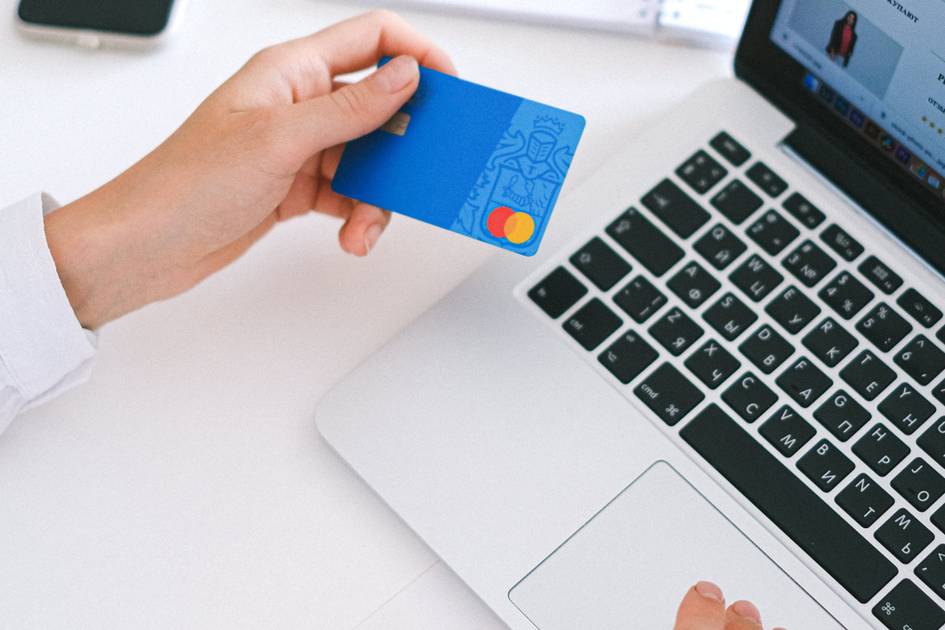 Online uitgaven van Belgen stijgen naar 18,3 miljard euro