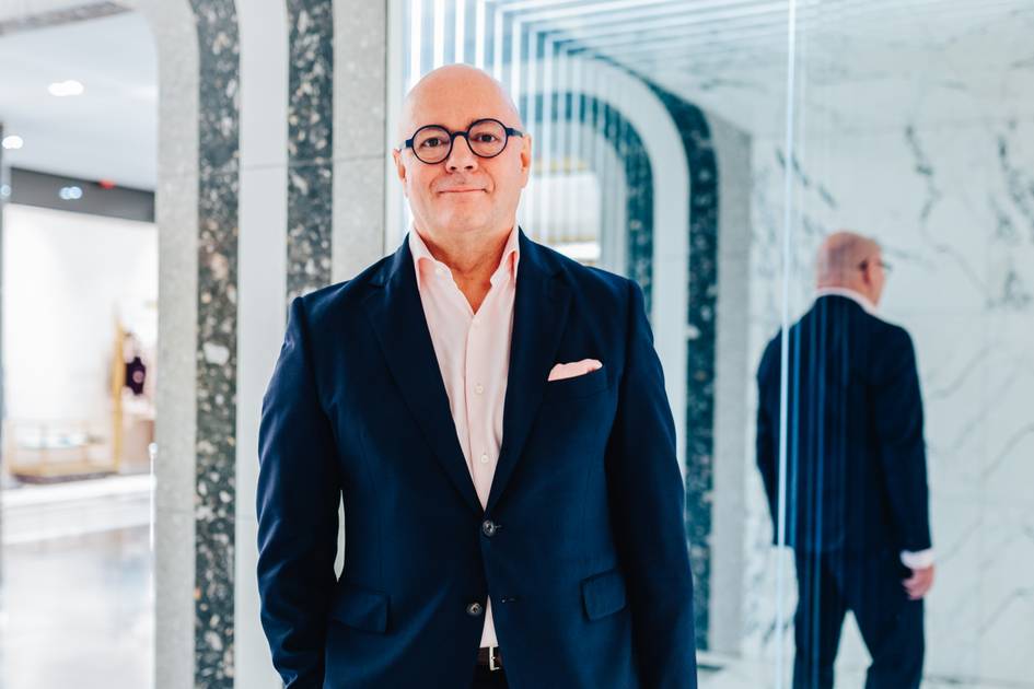 André Maeder leitet alle Luxuskaufhäuser von Signa und Central Group