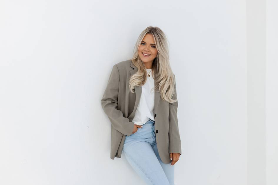 Vom Teenagertraum zur Modemarke: tess v spricht über die Eröffnung ...