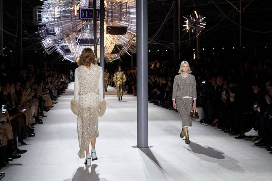 Chanel, Louis Vuitton, Miu Miu y Lacoste presentan sus colecciones FW24 ...