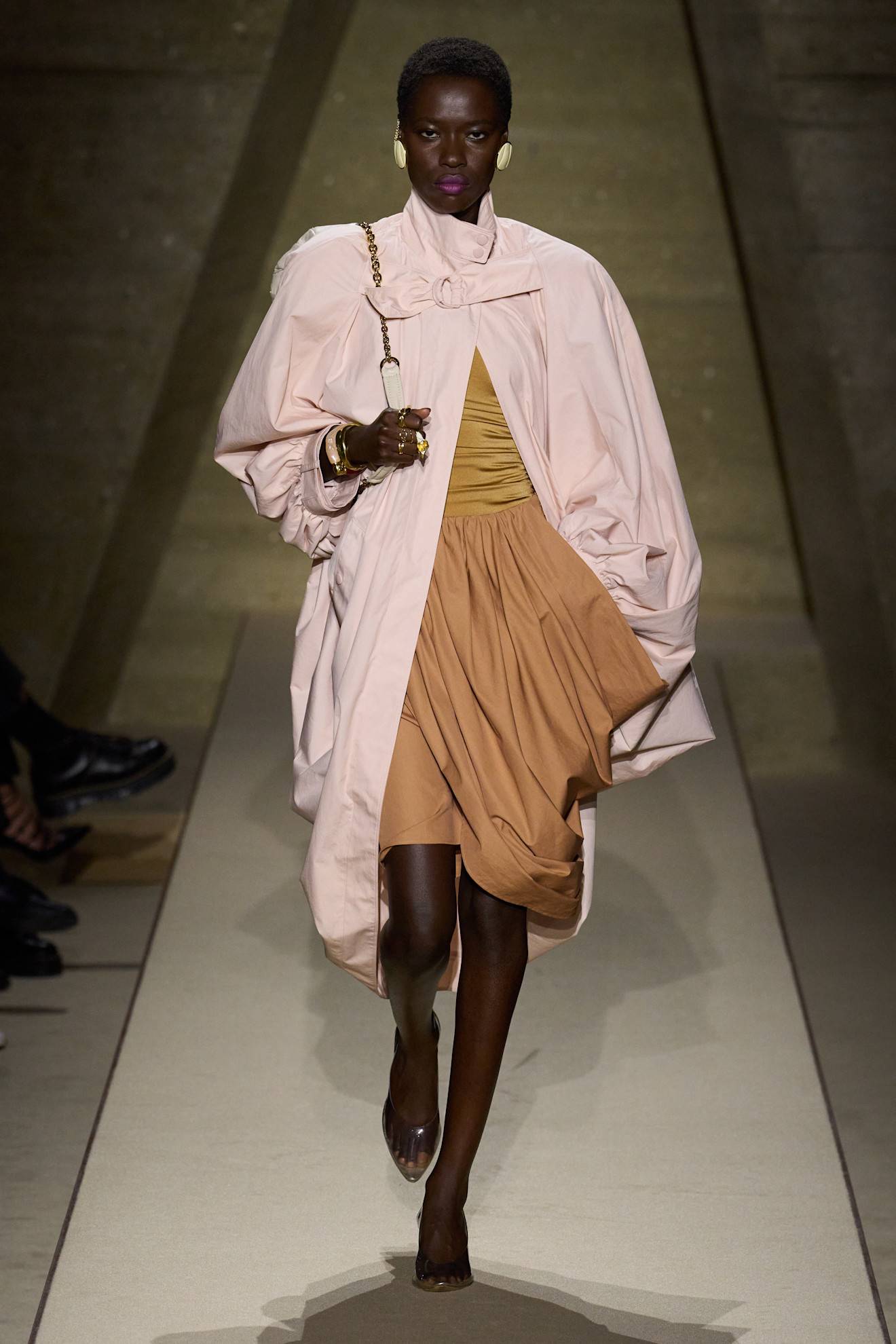 Chloé SS26 - Worldwide Fashion Design Lookbook
