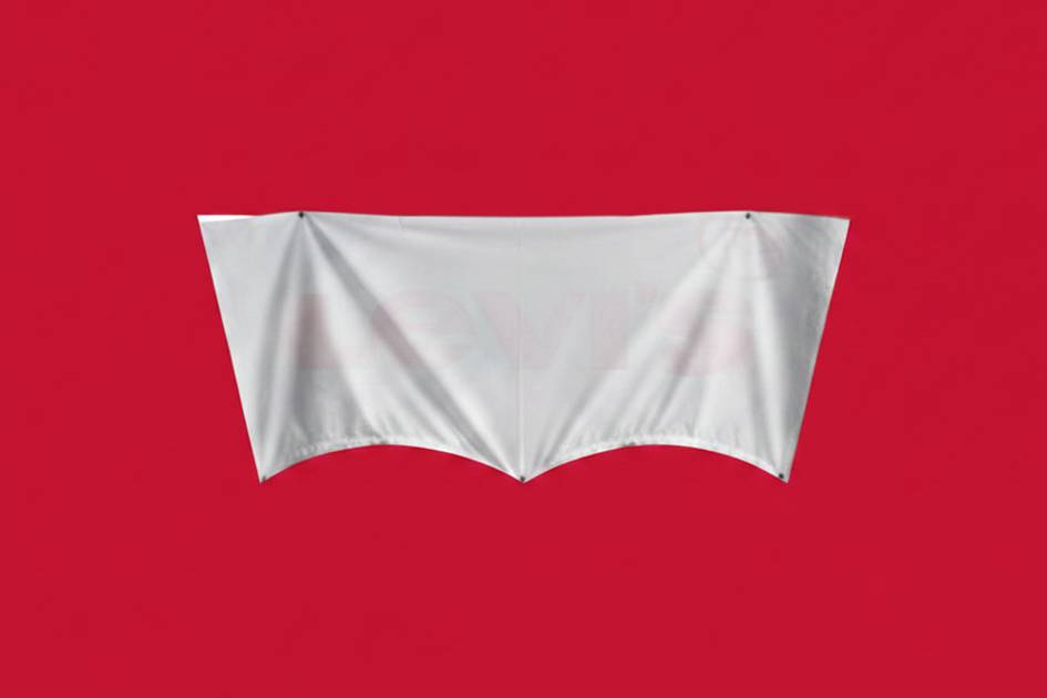 Trotz Abdeckung sofort erkannt: Das Batwing-Logo von Levi's bei der WM 2026