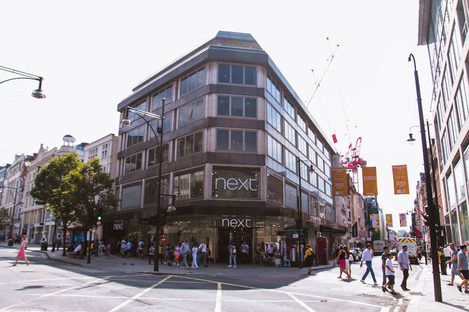 Next Plc stelt winstverwachtingen bij na positieve resultaten in derde ...