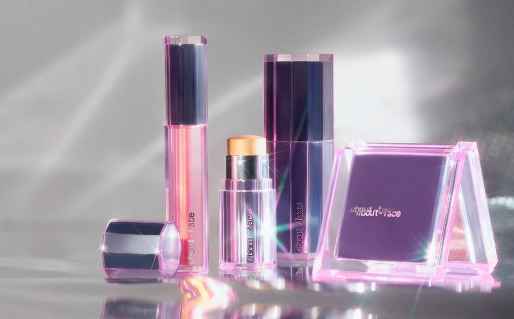 Singer Halsey launches About-Face make-up line