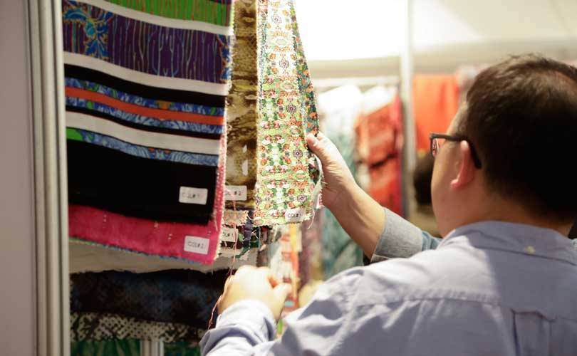 Abril, el mes de las ferias textiles en Latinoamérica