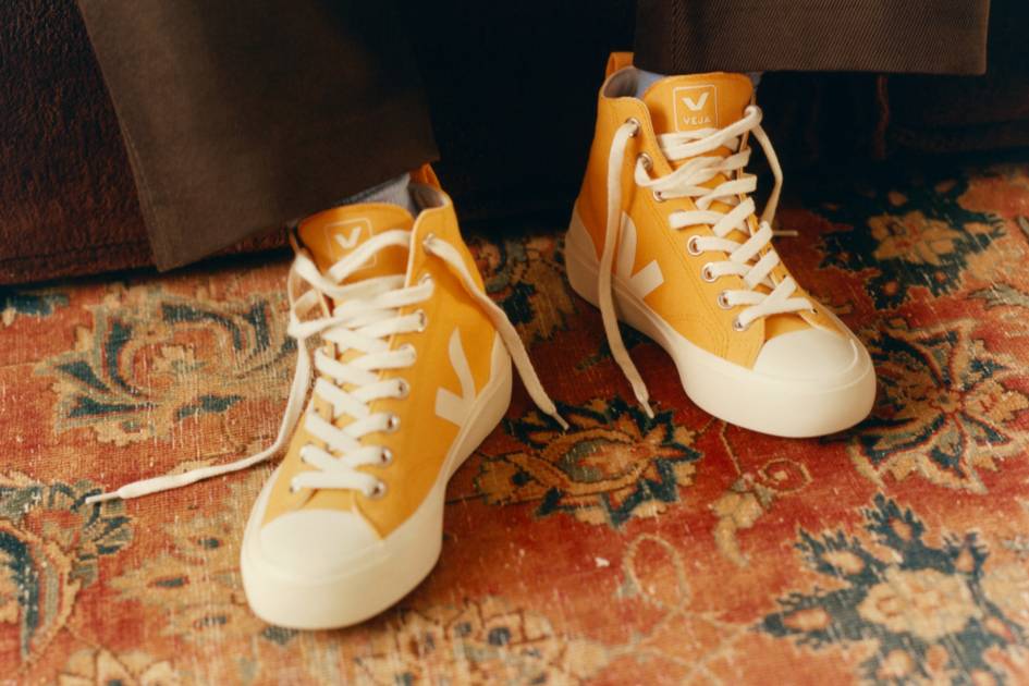 Veja Launches The Wata II, A Style Made of Organic Cotton