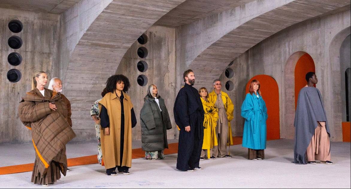 Vídeo: Colección SS22 de LR3 Louis Rubi en la 080 Bcn Fashion