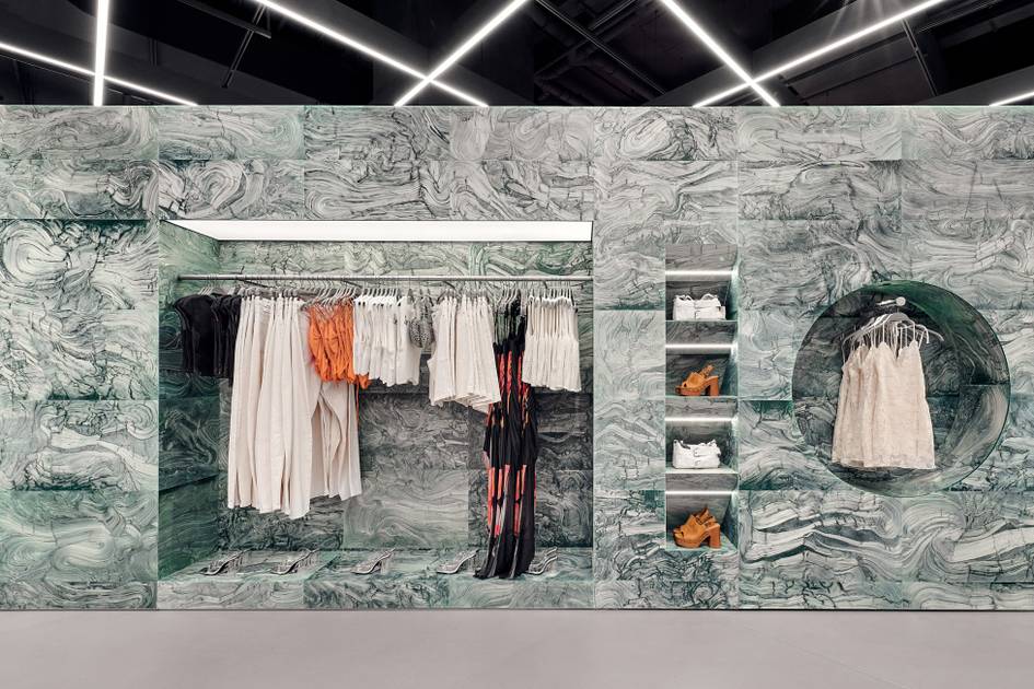 The future of retail and its stores: A new interior design for a new ...