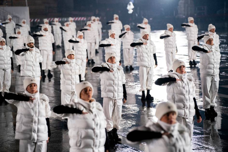 Moncler s'envole en Bourse après l'entrée de LVMH au capital de son ...