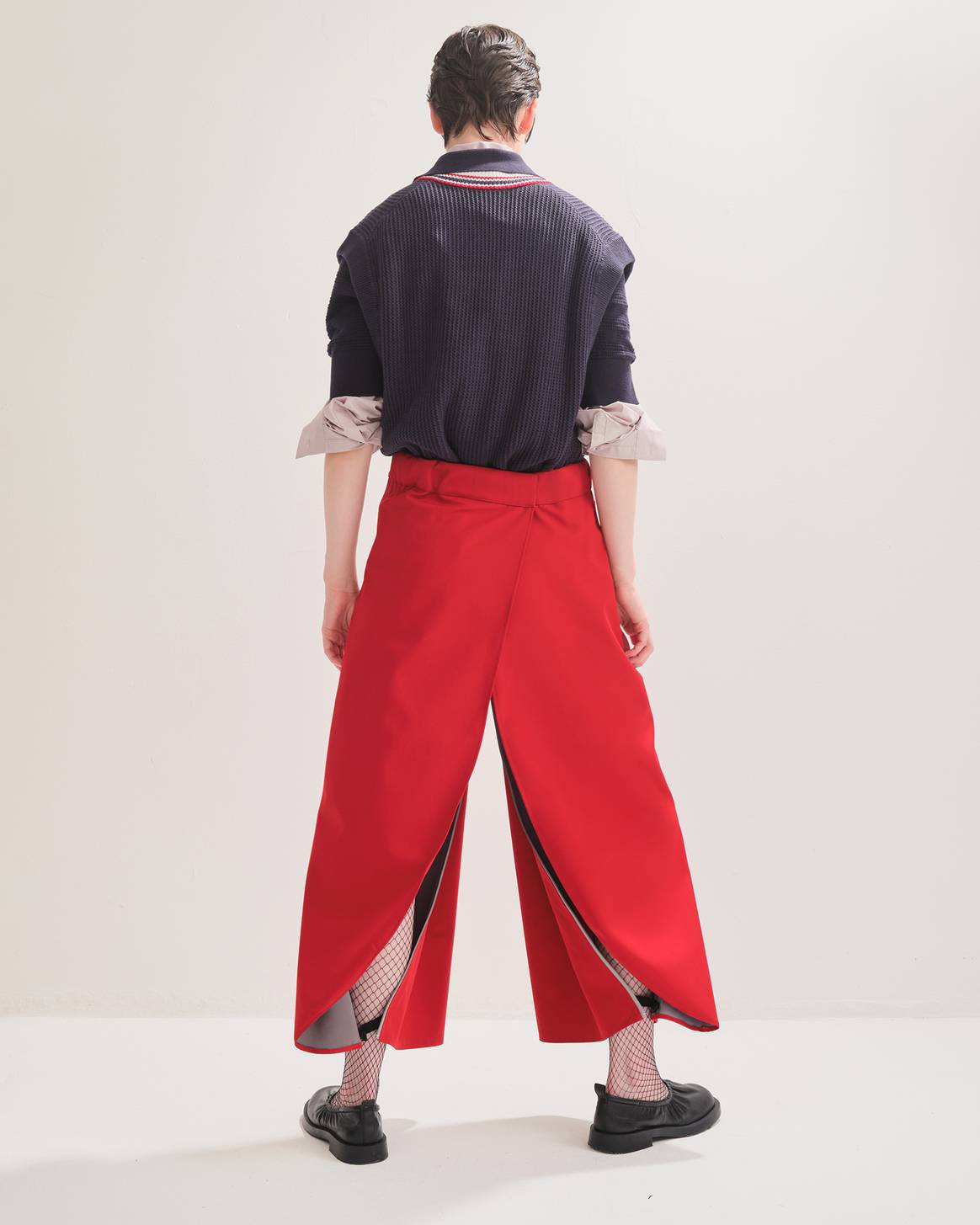 De BYBROWN Moxie regenrok is geselecteerd als winnend ontwerp door de ...