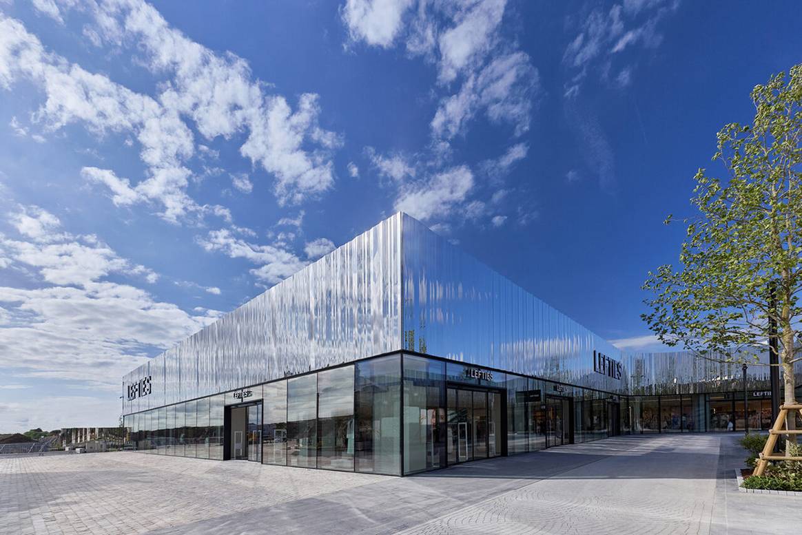 In pictures: Lefties' new debut store in France