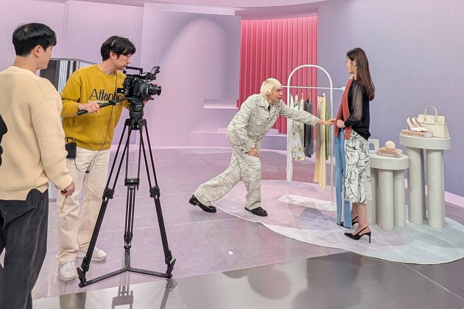 Sammy Voigt lance une collection exclusive en téléachat sud-coréen avec ...