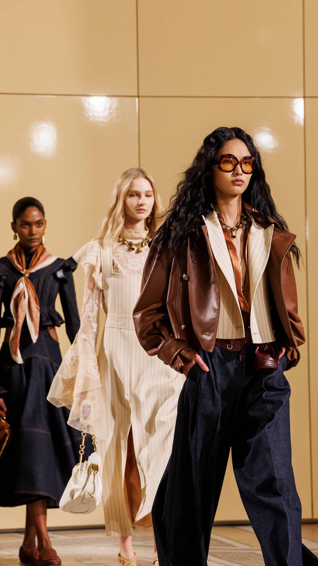 ZIMMERMANN FW25 Runway - Worldwide Fashion Design Lookbook