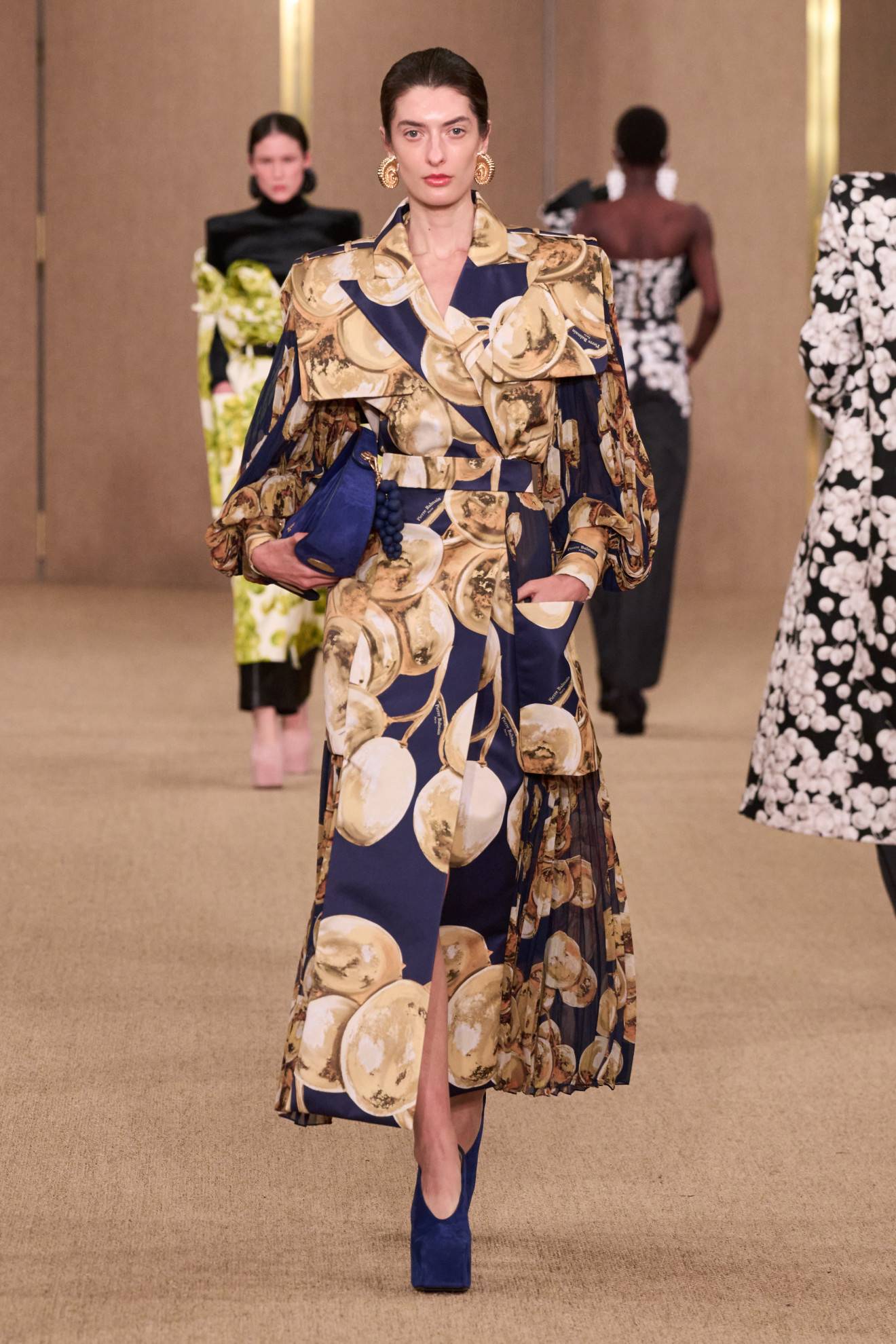 Worldwide Fashion Design Lookbook