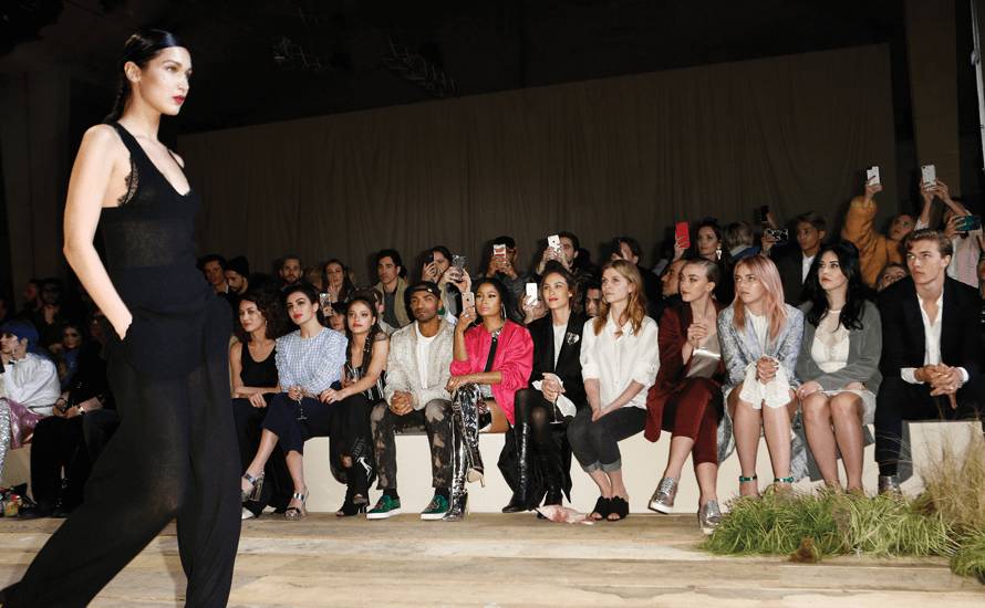 ¿Que ganan las marcas de moda rápida al adaptarse al 'See now, Buy now'?
