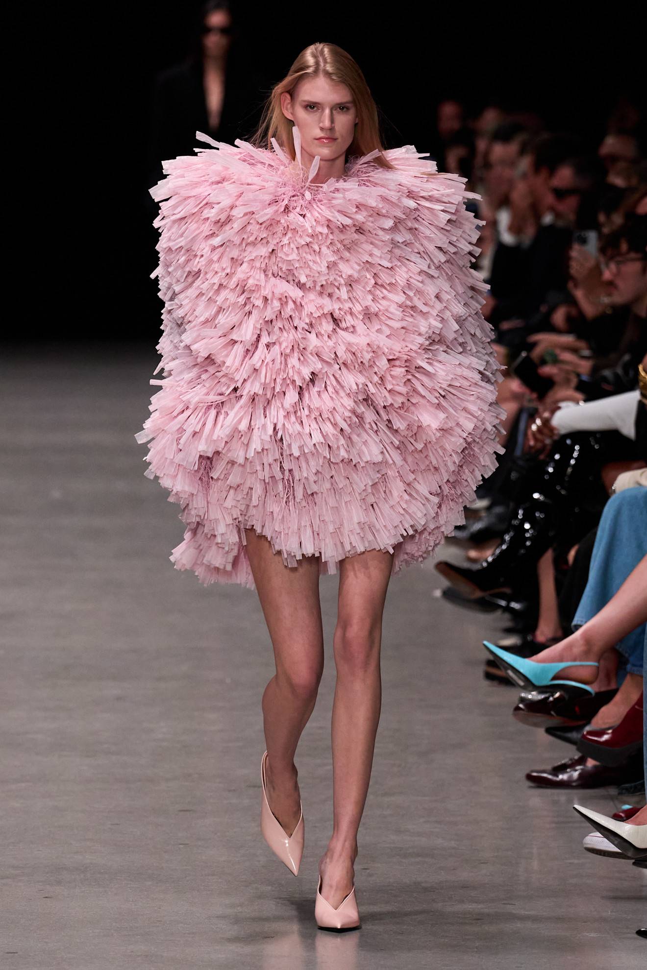 Stella Mccartney SS26 - Worldwide Fashion Design Lookbook