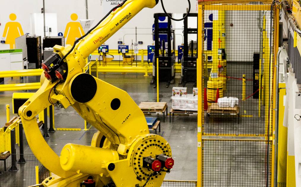 Amazon opens new fulfillment centers in Texas