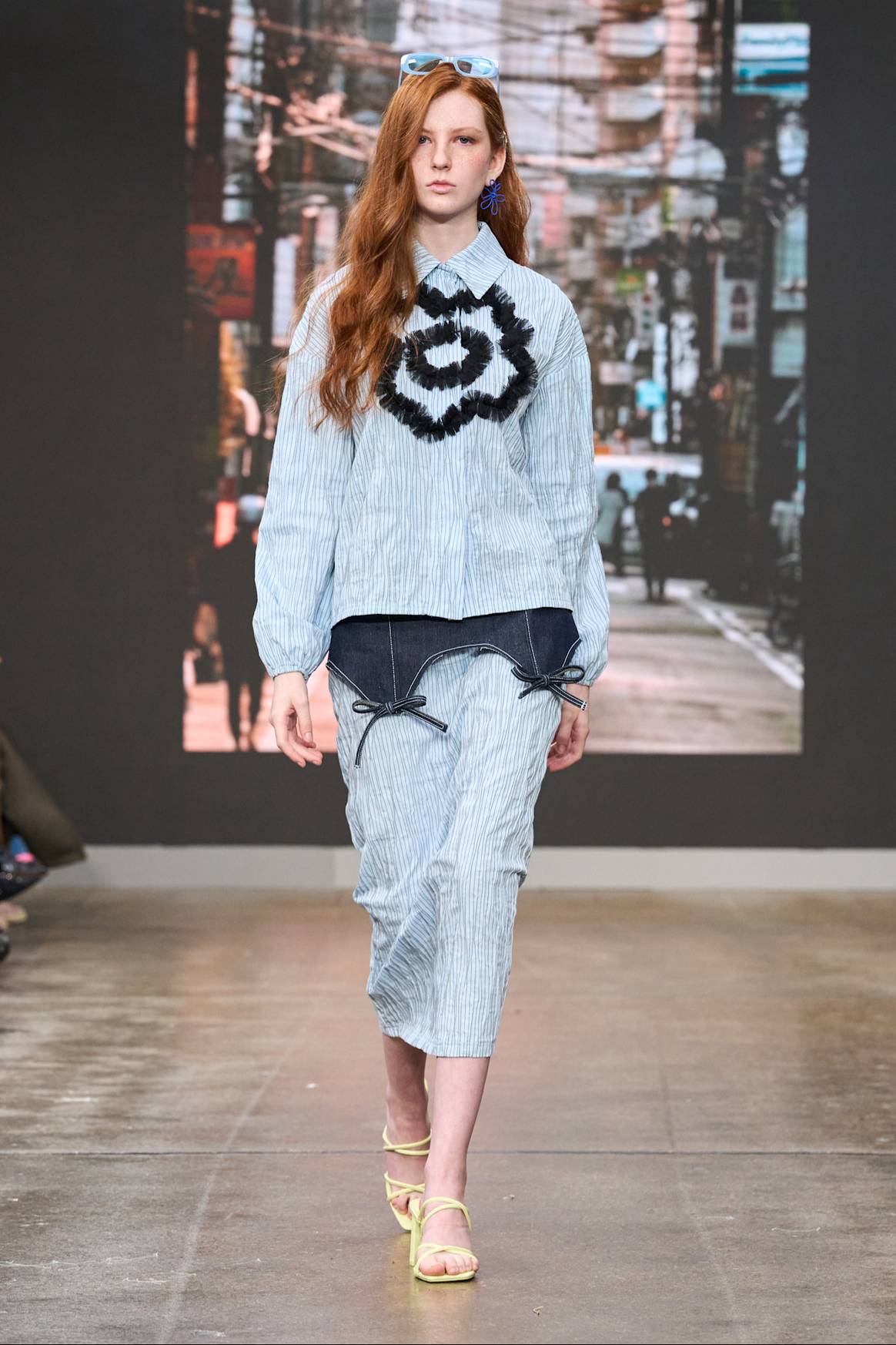 LFW FW26 color trends: Gothic black, army green, creamy winter white ...
